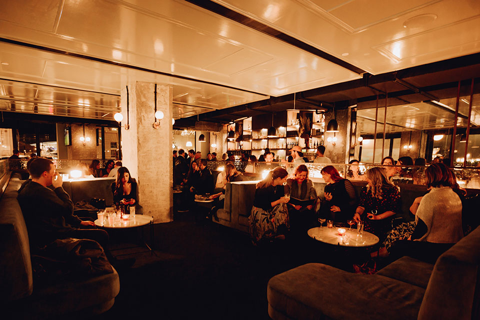 Reign & Pour Restaurant and Bar Cnr Quay Street & Lil Queen Lane - Vibe